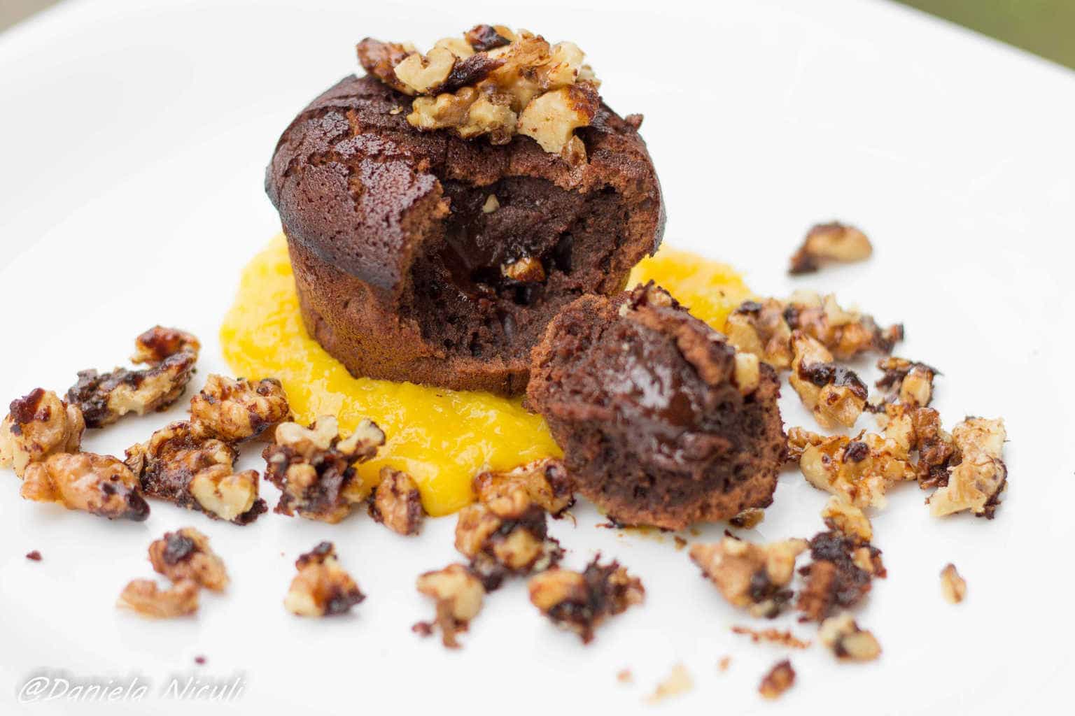 Lava cake cu piure de mango - danielaniculi.ro