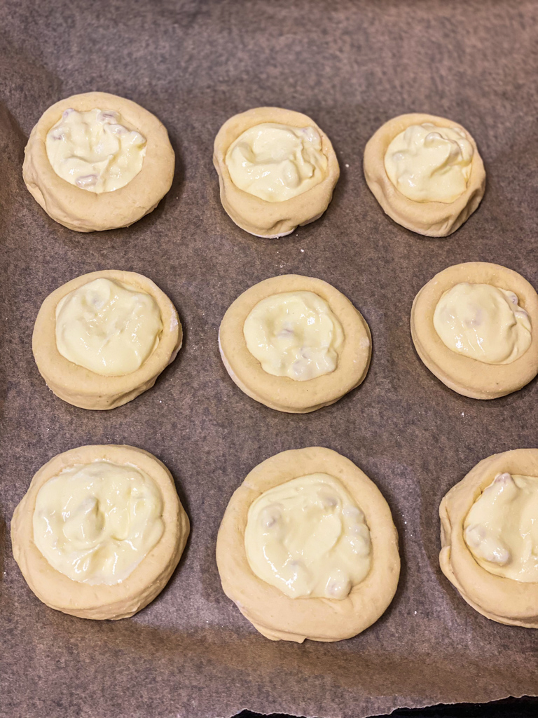 Mini pască cu brânză - danielaniculi.ro